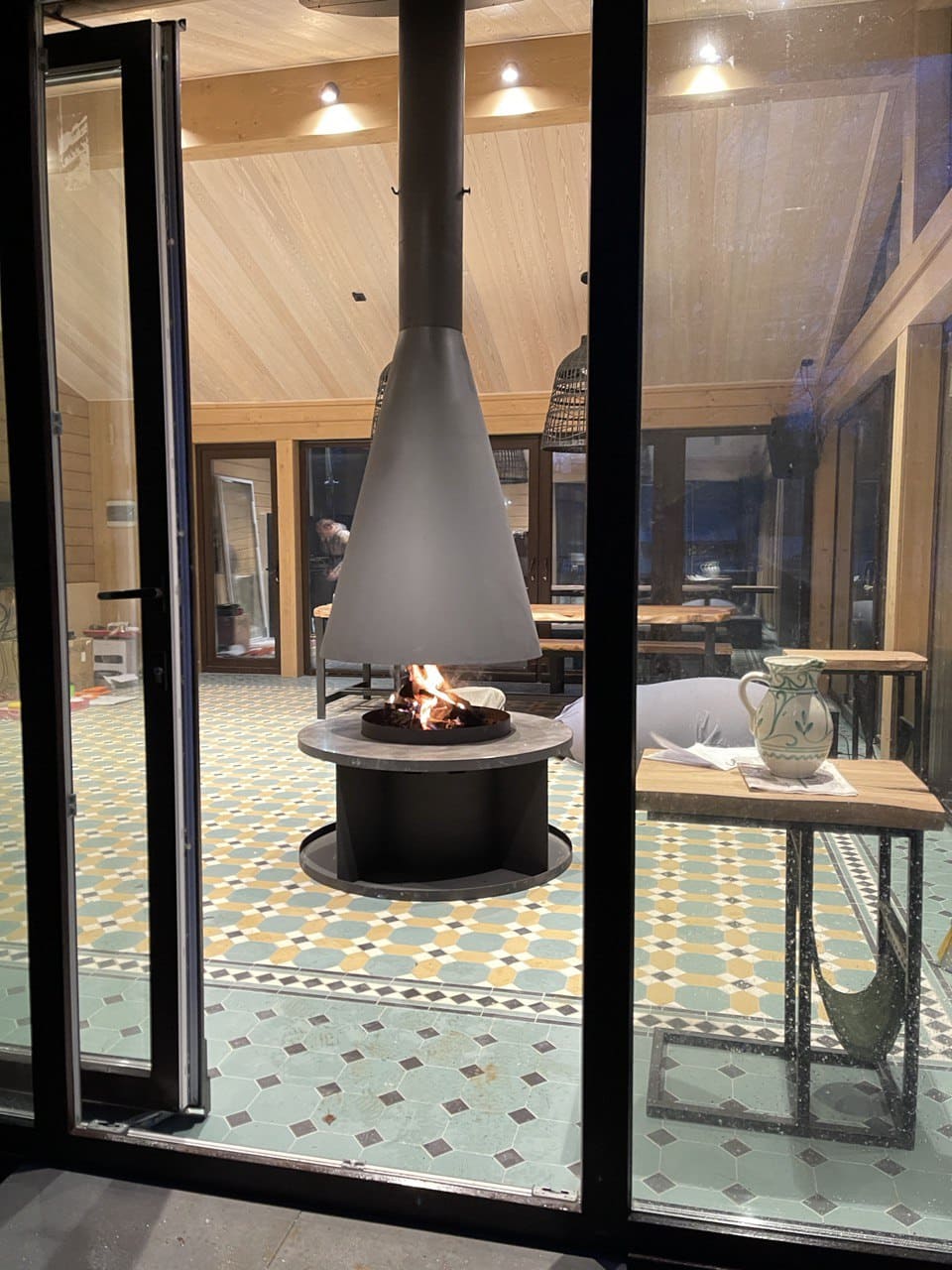 Компания AVES на выставке MosBuild 2025